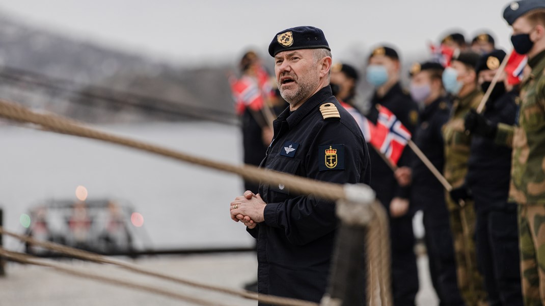 Sjef Sjøkrigsskolen tildelt Sjøforsvarets fortjenstmedalje - Altinget