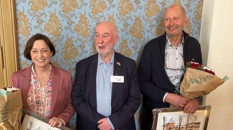 Else-May Botten mottok beredskapspris - Altinget