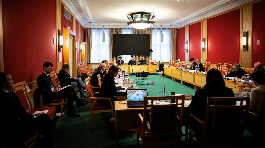 Høring om investeringer i Forsvaret og Nupi-seminar om den radikale høyresiden: Dette skjer på ...